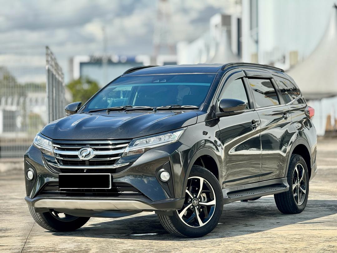 Perodua Axia vs Perodua Bezza Comparison | Zigwheels