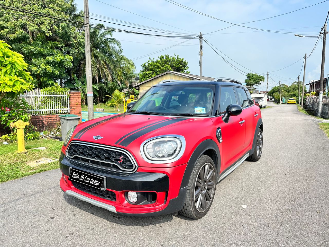 Chery Tiggo 7 Pro vs MINI Countryman Comparison | Zigwheels