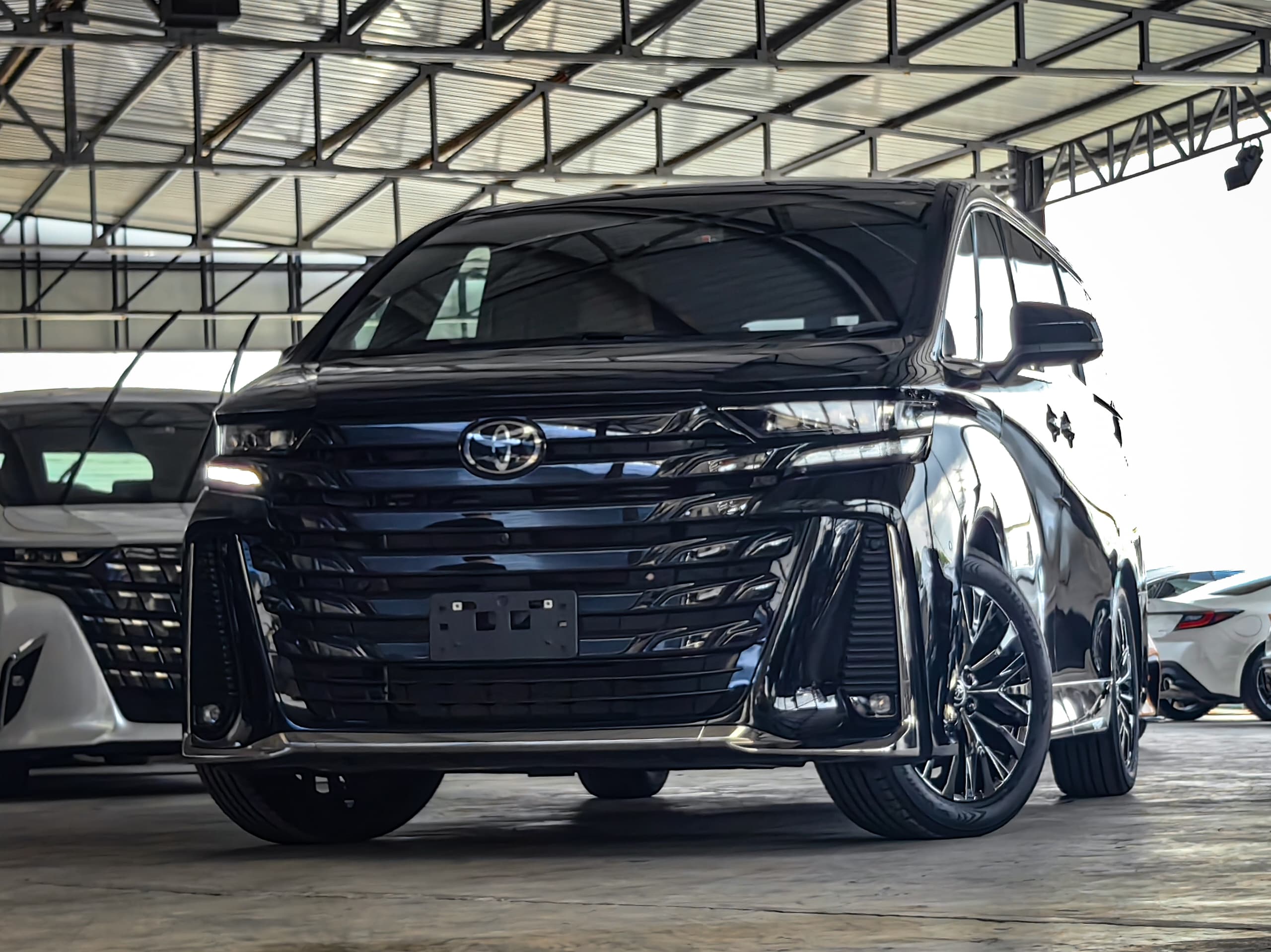 Toyota Vellfire 2.5L 2025 Specs, Price & Reviews in Malaysia