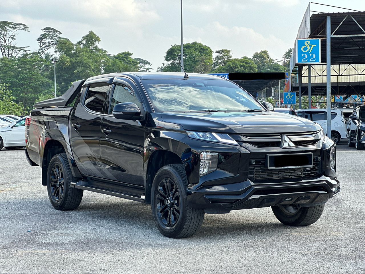 Mitsubishi Triton 2024 User Reviews - Exquisitely tech driven version of Ute from the house of ...
